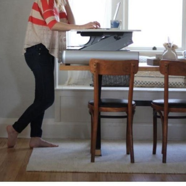 InMovement Standing Desk Converter DT2 - Standing Desk Nation